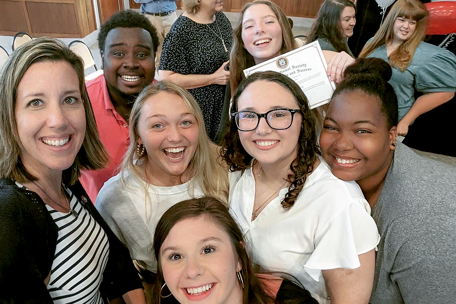 Celebrating Spring 2023 NSLS Inductees